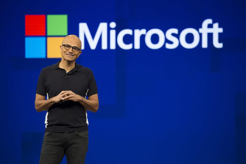 Satya Nadella presenta GitHub Copilot